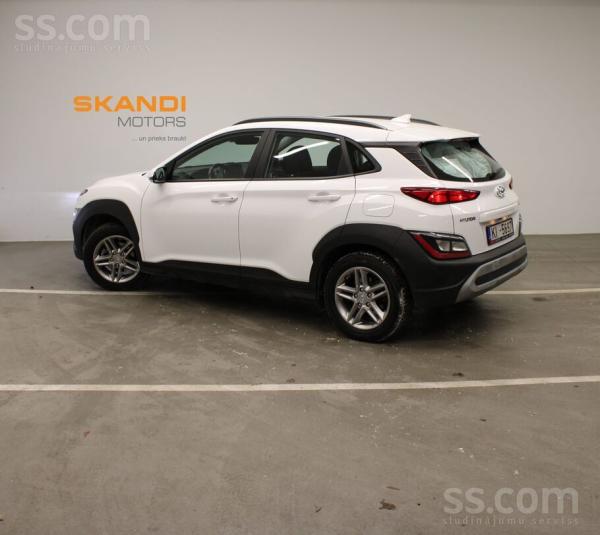 White Hyundai Kona 2021 in Riga, with an engine capacity of 1.00 L and mileage of 64 thousand km for 14990 €, photo 6 on AUTOMOTO.COM.LV