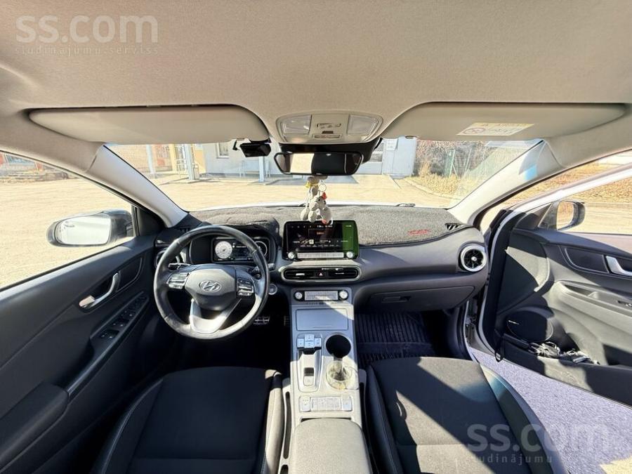Balts Hyundai Kona 2021 Krāslava, ar dzinēja tilpumu 0.00 L un nobraukumu 119 tūkst. km par 18900 €, foto 10 vietnē AUTOMOTO.COM.LV