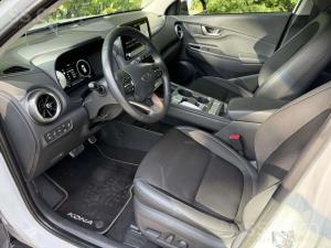 Balts Hyundai Kona 2021 Krāslava, ar dzinēja tilpumu 0.00 L un nobraukumu 119 tūkst. km par 18900 €, foto 13 vietnē AUTOMOTO.COM.LV