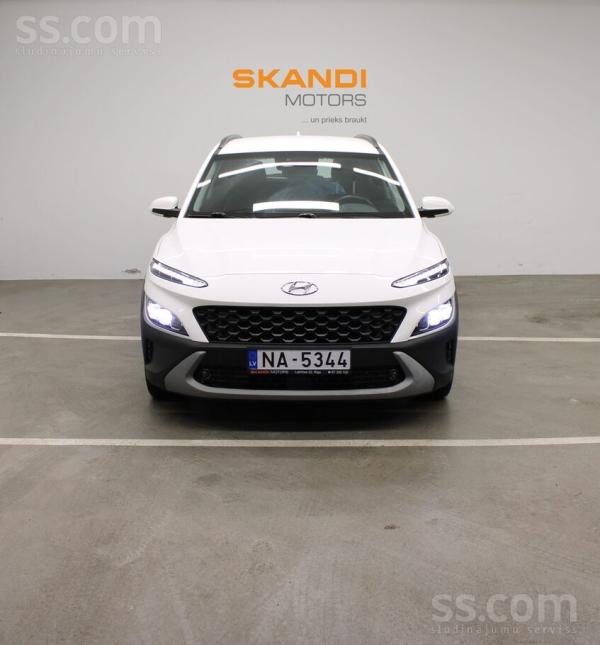 Balts Hyundai Kona 2021 Rīga, ar dzinēja tilpumu 1.60 L un nobraukumu 71 tūkst. km par 16490 €, foto 2 vietnē AUTOMOTO.COM.LV