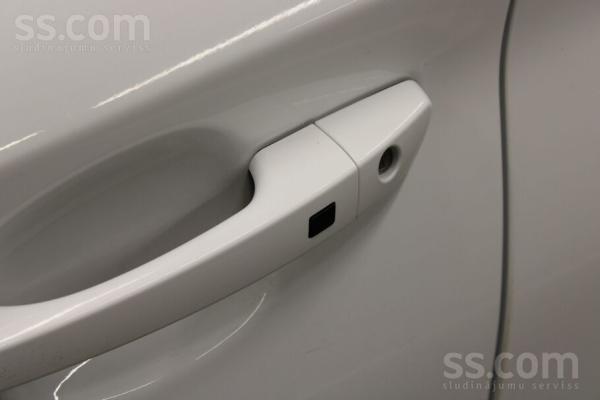Balts Hyundai Kona 2021 Rīga, ar dzinēja tilpumu 1.60 L un nobraukumu 71 tūkst. km par 16490 €, foto 8 vietnē AUTOMOTO.COM.LV