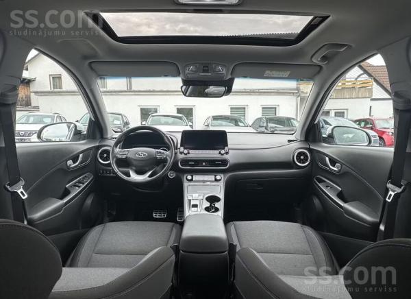 Balts Hyundai Kona 2021 Rīga, ar dzinēja tilpumu 0.00 L un nobraukumu 69 tūkst. km par 17800 €, foto 8 vietnē AUTOMOTO.COM.LV