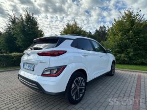Balts Hyundai Kona 2021 Rīga, ar dzinēja tilpumu 0.00 L un nobraukumu 38 tūkst. km par 18550 €, foto 8 vietnē AUTOMOTO.COM.LV