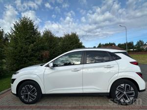 Balts Hyundai Kona 2021 Rīga, ar dzinēja tilpumu 0.00 L un nobraukumu 38 tūkst. km par 18550 €, foto 9 vietnē AUTOMOTO.COM.LV