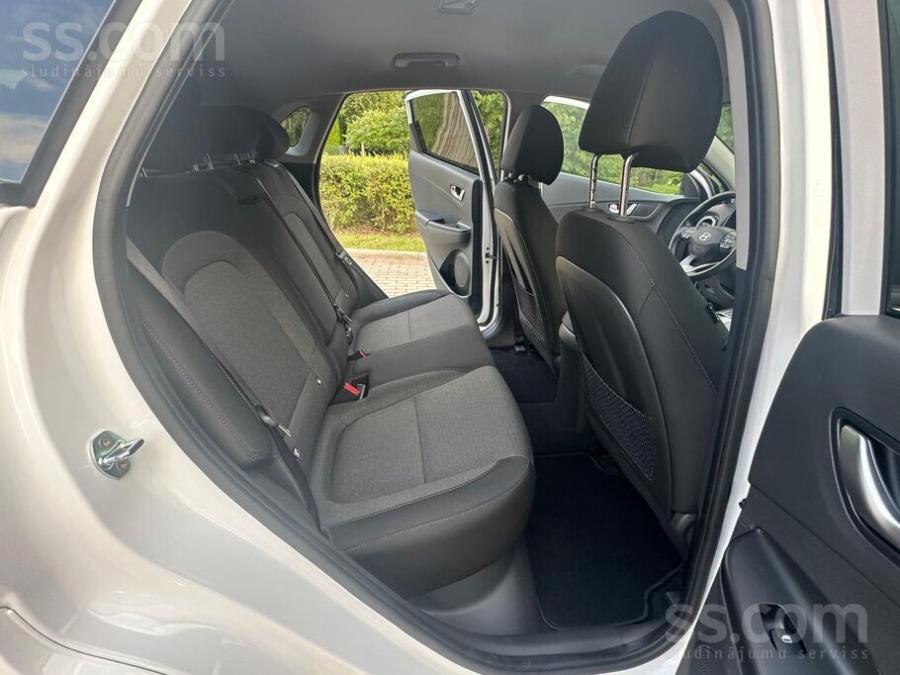 Balts Hyundai Kona 2021 Rīga, ar dzinēja tilpumu 0.00 L un nobraukumu 38 tūkst. km par 18550 €, foto 20 vietnē AUTOMOTO.COM.LV