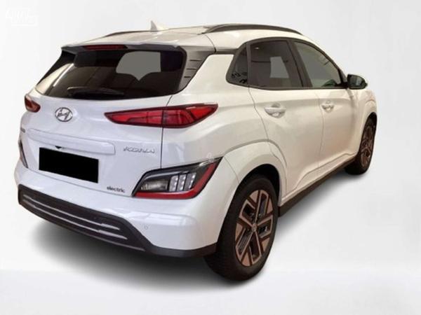 White Hyundai Kona 2022 in Kaunas, with an engine capacity of 0.00 L and mileage of 13 thousand km for 28491 €, photo 2 on AUTOMOTO.COM.LV