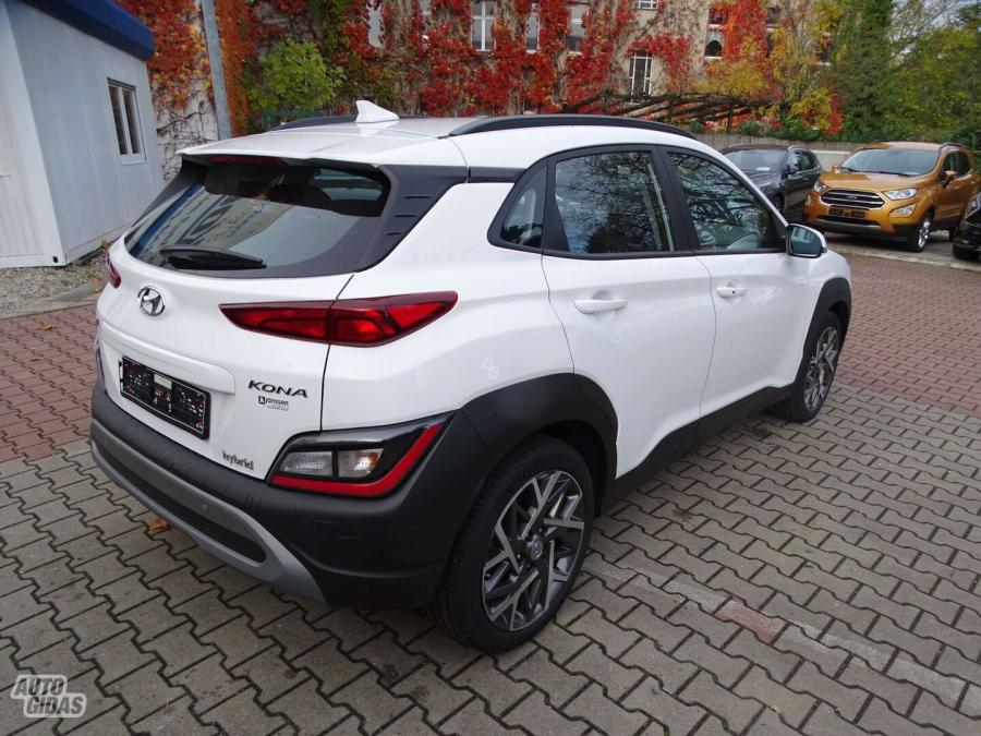 White Hyundai Kona 2022 in Kaunas, with an engine capacity of 1.60 L and mileage of 35 thousand km for 24317 €, photo 6 on AUTOMOTO.COM.LV