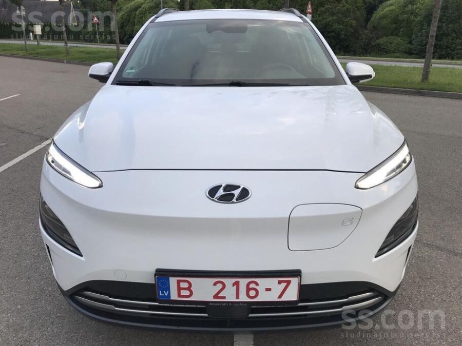 Balts Hyundai Kona 2022 Rīga, ar dzinēja tilpumu 2.00 L un nobraukumu 0 tūkst. km par 16850 €, foto 3 vietnē AUTOMOTO.COM.LV