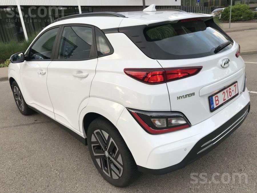 Balts Hyundai Kona 2022 Rīga, ar dzinēja tilpumu 2.00 L un nobraukumu 0 tūkst. km par 16850 €, foto 5 vietnē AUTOMOTO.COM.LV