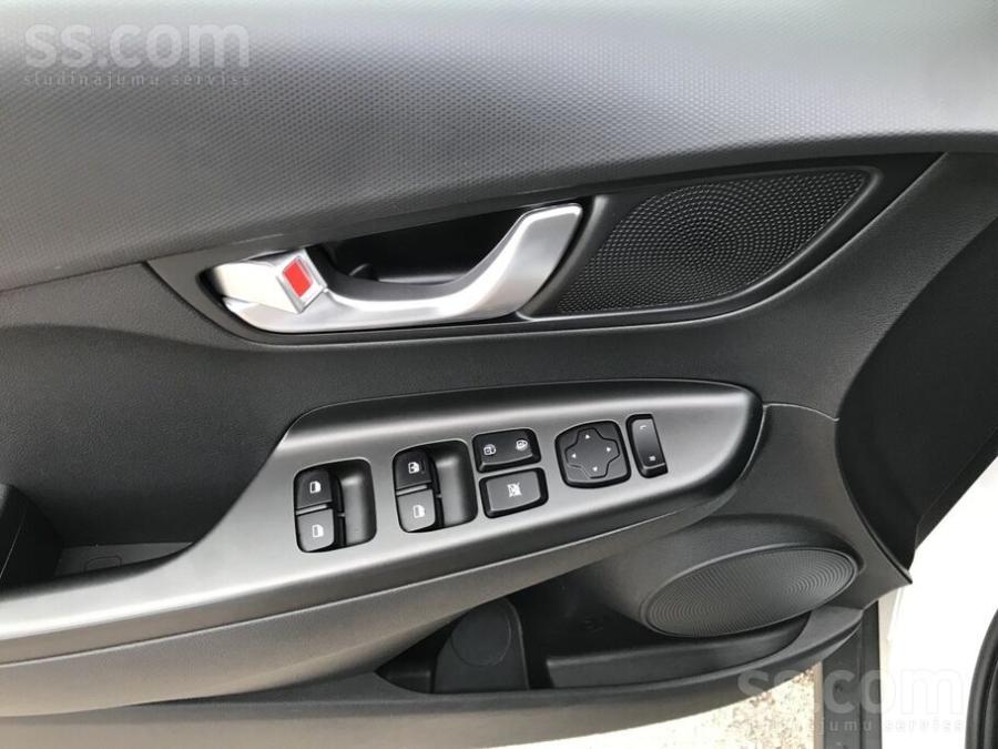 Balts Hyundai Kona 2022 Rīga, ar dzinēja tilpumu 2.00 L un nobraukumu 0 tūkst. km par 16850 €, foto 20 vietnē AUTOMOTO.COM.LV