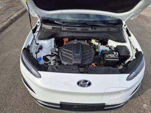 Balts Hyundai Kona 2022 Mažeikiai, ar dzinēja tilpumu 0.00 L un nobraukumu 62 tūkst. km par 14400 €, foto 16 vietnē AUTOMOTO.COM.LV