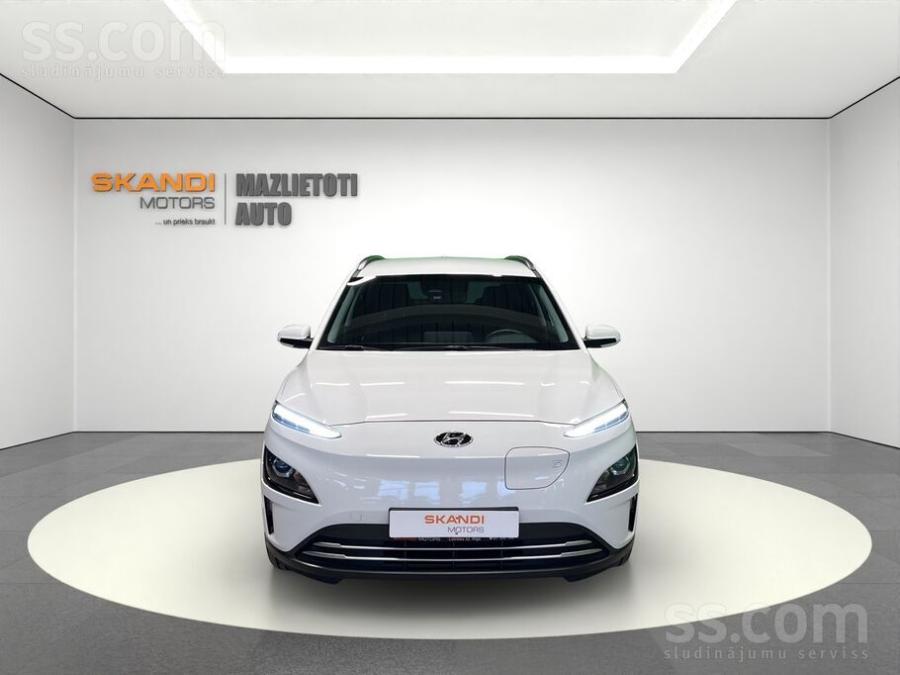 Balts Hyundai Kona 2022 Rīga, ar dzinēja tilpumu 1.60 L un nobraukumu 22 tūkst. km par 21990 €, foto 3 vietnē AUTOMOTO.COM.LV