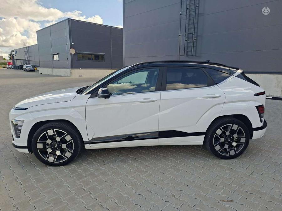Balts Hyundai Kona 2024 Šauļi, ar dzinēja tilpumu 0.00 L un nobraukumu 152 tūkst. km par 24755 €, foto 9 vietnē AUTOMOTO.COM.LV