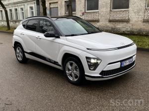 Белый Хендай Кона 2025 в Даугавпилс, объемом двигателя 1.00 л и пробегом 0 тыс. км за 28800 €, фото 4 на AUTOMOTO.COM.LV