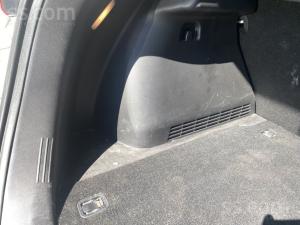 Balts Hyundai Kona 2018 Rīga, ar dzinēja tilpumu 1.60 L un nobraukumu 130 tūkst. km par 12000 €, foto 8 vietnē AUTOMOTO.COM.LV
