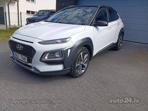 Balts Hyundai Kona 2018 Tallina, ar dzinēja tilpumu 1.60 L un nobraukumu 113 tūkst. km par 13500 €, foto  vietnē AUTOMOTO.COM.LV