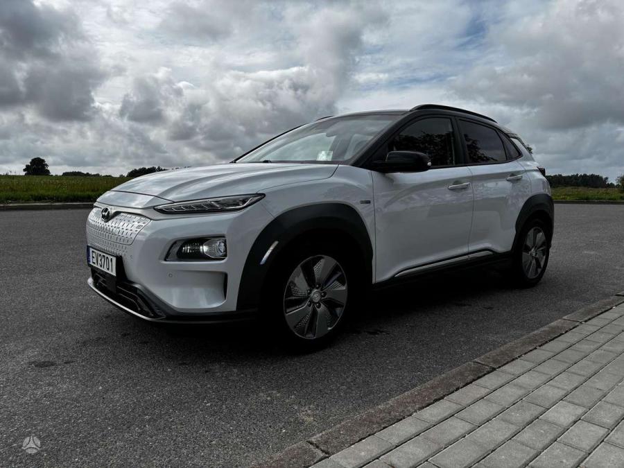 Balts Hyundai Kona 2019 Klaipėda, ar dzinēja tilpumu 0.00 L un nobraukumu 116 tūkst. km par 15950 €, foto 5 vietnē AUTOMOTO.COM.LV
