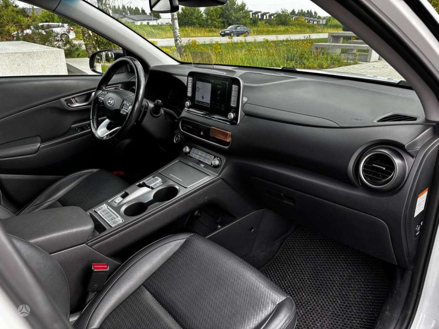 Balts Hyundai Kona 2019 Klaipėda, ar dzinēja tilpumu 0.00 L un nobraukumu 116 tūkst. km par 15950 €, foto 13 vietnē AUTOMOTO.COM.LV