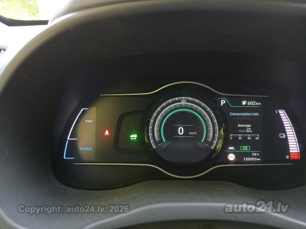 White Hyundai Kona 2019 in Tallinn, with an engine capacity of 0.00 L and mileage of 157 thousand km for 16500 €, photo 10 on AUTOMOTO.COM.LV