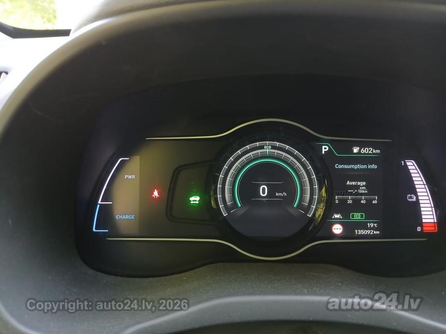 White Hyundai Kona 2019 in Tallinn, with an engine capacity of 0.00 L and mileage of 157 thousand km for 16500 €, photo 10 on AUTOMOTO.COM.LV