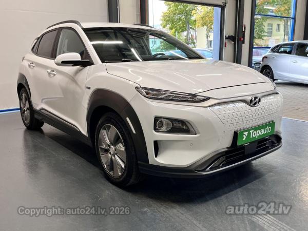 Balts Hyundai Kona 2020 Tallina, ar dzinēja tilpumu 0.00 L un nobraukumu 117 tūkst. km par 17900 €, foto 2 vietnē AUTOMOTO.COM.LV