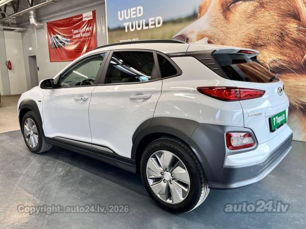 Balts Hyundai Kona 2020 Tallina, ar dzinēja tilpumu 0.00 L un nobraukumu 117 tūkst. km par 17900 €, foto 3 vietnē AUTOMOTO.COM.LV