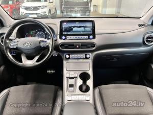 White Hyundai Kona 2020 in Tallinn, with an engine capacity of 0.00 L and mileage of 117 thousand km for 17900 €, photo 9 on AUTOMOTO.COM.LV
