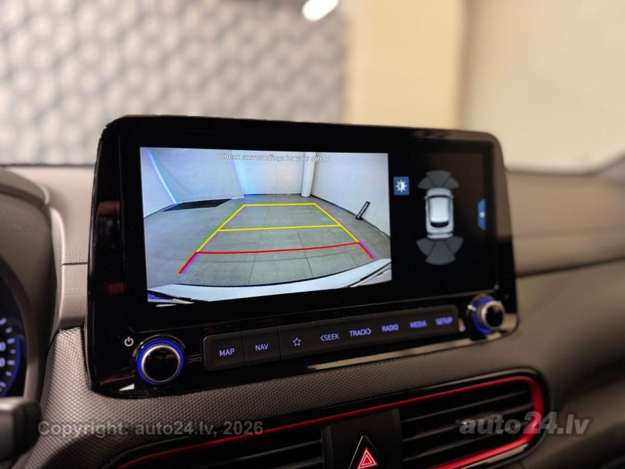 Balts Hyundai Kona 2020 Tallina, ar dzinēja tilpumu 1.60 L un nobraukumu 50 tūkst. km par 16500 €, foto 14 vietnē AUTOMOTO.COM.LV