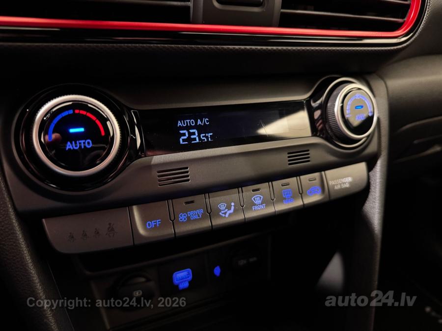 Balts Hyundai Kona 2020 Tallina, ar dzinēja tilpumu 1.60 L un nobraukumu 50 tūkst. km par 16500 €, foto 18 vietnē AUTOMOTO.COM.LV