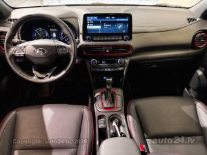 Balts Hyundai Kona 2020 Tallina, ar dzinēja tilpumu 1.60 L un nobraukumu 50 tūkst. km par 16500 €, foto 26 vietnē AUTOMOTO.COM.LV
