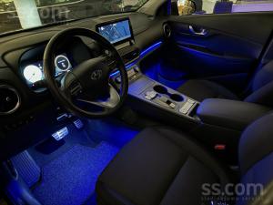 Balts Hyundai Kona 2021 Rīga, ar dzinēja tilpumu 0.00 L un nobraukumu 65 tūkst. km par 19800 €, foto 6 vietnē AUTOMOTO.COM.LV