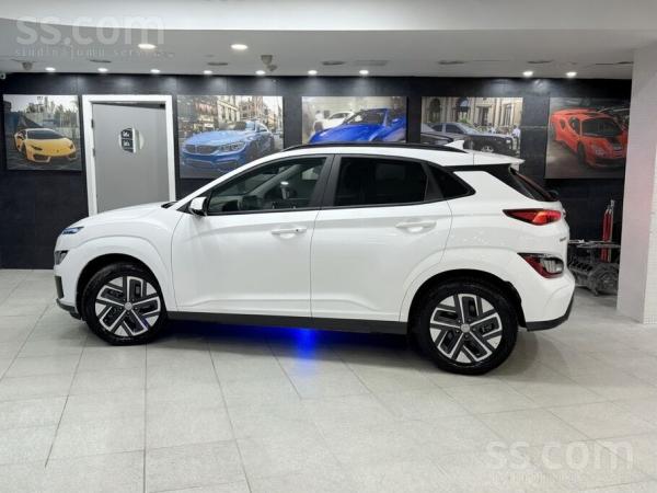 Balts Hyundai Kona 2021 Rīga, ar dzinēja tilpumu 0.00 L un nobraukumu 65 tūkst. km par 19800 €, foto 6 vietnē AUTOMOTO.COM.LV