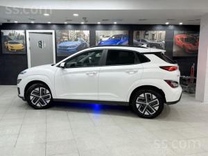 Balts Hyundai Kona 2021 Rīga, ar dzinēja tilpumu 0.00 L un nobraukumu 65 tūkst. km par 19800 €, foto 7 vietnē AUTOMOTO.COM.LV