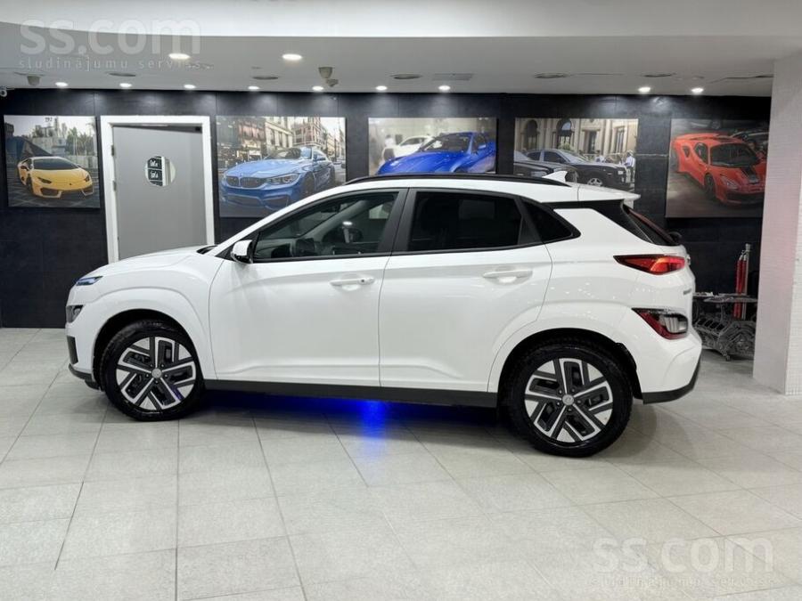 Balts Hyundai Kona 2021 Rīga, ar dzinēja tilpumu 0.00 L un nobraukumu 65 tūkst. km par 19800 €, foto 7 vietnē AUTOMOTO.COM.LV
