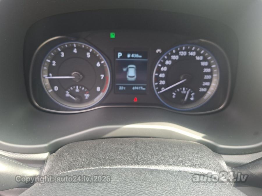 White Hyundai Kona 2021 in Viljandi, with an engine capacity of 1.60 L and mileage of 69 thousand km for 13900 €, photo 13 on AUTOMOTO.COM.LV