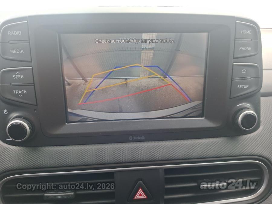 White Hyundai Kona 2021 in Viljandi, with an engine capacity of 1.60 L and mileage of 69 thousand km for 13900 €, photo 14 on AUTOMOTO.COM.LV