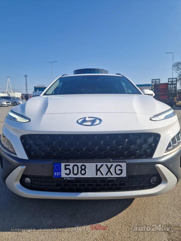White Hyundai Kona 2021 in Tartu, with an engine capacity of 1.60 L and mileage of 135 thousand km for 13500 €, photo 3 on AUTOMOTO.COM.LV