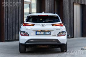 Balts Hyundai Kona 2022 Rīga, ar dzinēja tilpumu 0.00 L un nobraukumu 108 tūkst. km par 19990 €, foto 9 vietnē AUTOMOTO.COM.LV