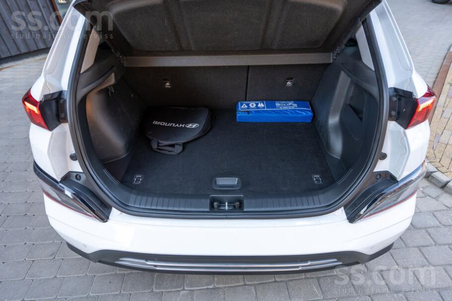 Balts Hyundai Kona 2022 Rīga, ar dzinēja tilpumu 0.00 L un nobraukumu 108 tūkst. km par 19990 €, foto 36 vietnē AUTOMOTO.COM.LV