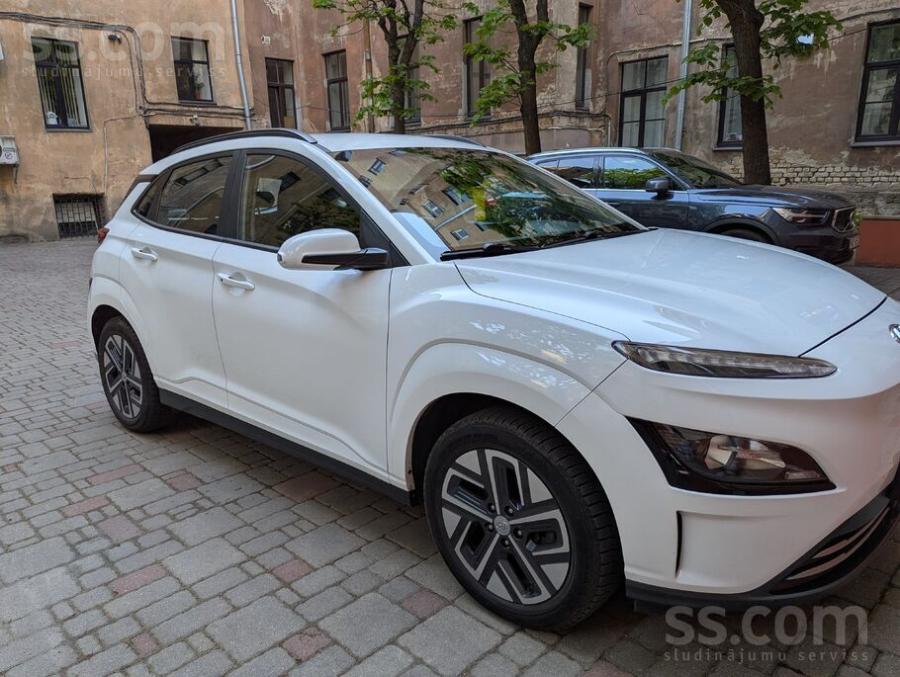 Белый Хендай Кона 2022 в Рига, объемом двигателя 0.00 л и пробегом 34 тыс. км за 18300 €, фото 19 на AUTOMOTO.COM.LV