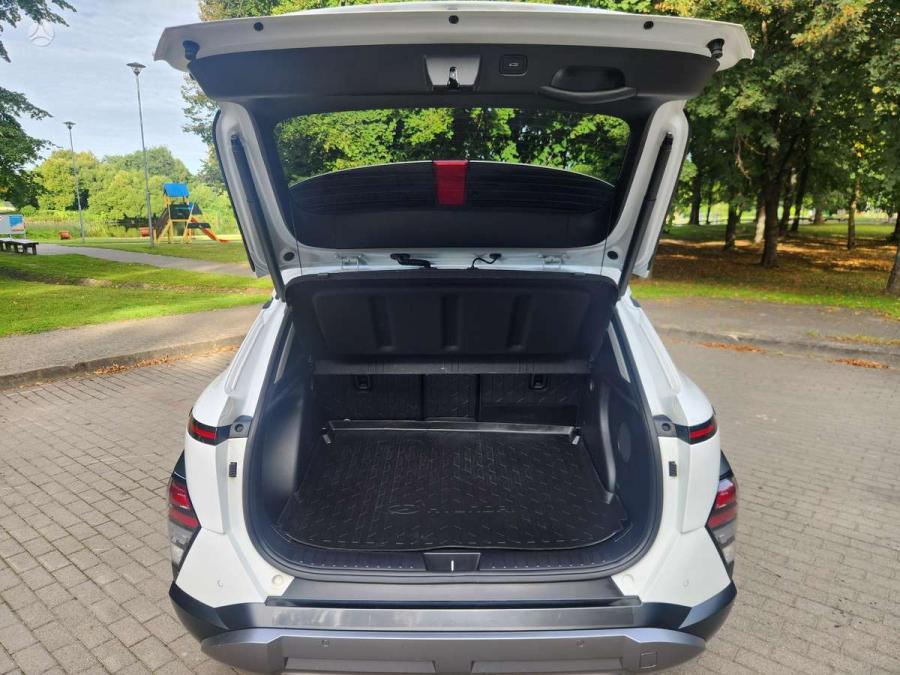 Balts Hyundai Kona 2024 Tauragė, ar dzinēja tilpumu 1.60 L un nobraukumu 148 tūkst. km par 18600 €, foto 10 vietnē AUTOMOTO.COM.LV