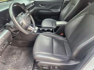 Balts Hyundai Kona 2024 Tauragė, ar dzinēja tilpumu 1.60 L un nobraukumu 148 tūkst. km par 18600 €, foto 14 vietnē AUTOMOTO.COM.LV