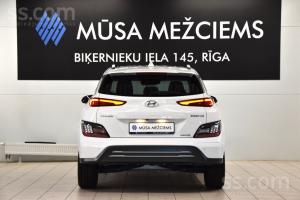 Balts Hyundai Kona 2024 Rīga, ar dzinēja tilpumu 1.60 L un nobraukumu 7 tūkst. km par 24990 €, foto 8 vietnē AUTOMOTO.COM.LV