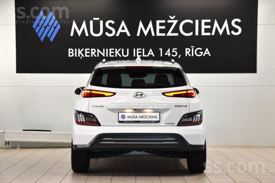 Balts Hyundai Kona 2024 Rīga, ar dzinēja tilpumu 1.60 L un nobraukumu 7 tūkst. km par 24990 €, foto 8 vietnē AUTOMOTO.COM.LV