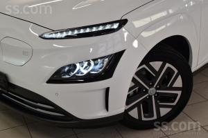 Balts Hyundai Kona 2024 Rīga, ar dzinēja tilpumu 1.60 L un nobraukumu 7 tūkst. km par 24990 €, foto 11 vietnē AUTOMOTO.COM.LV
