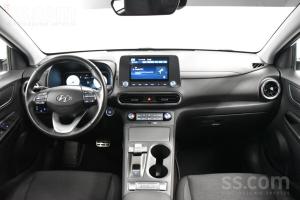 Balts Hyundai Kona 2024 Rīga, ar dzinēja tilpumu 1.60 L un nobraukumu 7 tūkst. km par 24990 €, foto 14 vietnē AUTOMOTO.COM.LV