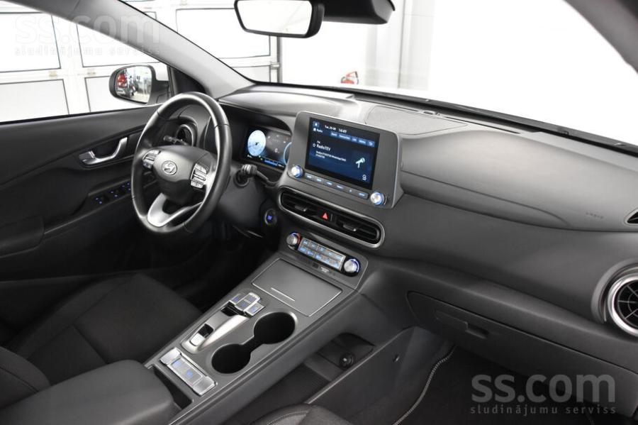 Balts Hyundai Kona 2024 Rīga, ar dzinēja tilpumu 1.60 L un nobraukumu 7 tūkst. km par 24990 €, foto 15 vietnē AUTOMOTO.COM.LV
