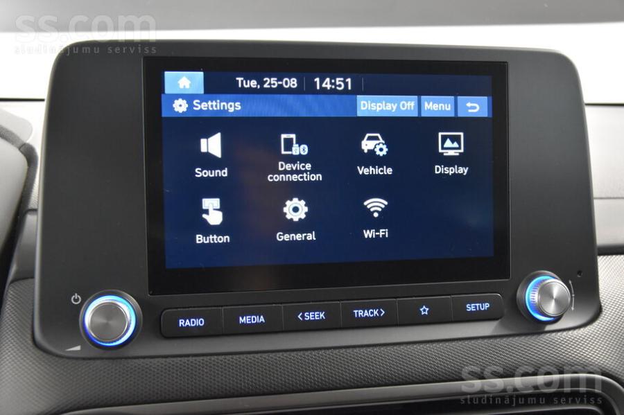 Balts Hyundai Kona 2024 Rīga, ar dzinēja tilpumu 1.60 L un nobraukumu 7 tūkst. km par 24990 €, foto 22 vietnē AUTOMOTO.COM.LV
