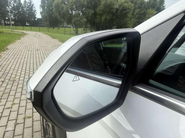 Balts Hyundai Kona 2025 Tauragė, ar dzinēja tilpumu 1.58 L un nobraukumu 20 tūkst. km par 21500 €, foto 7 vietnē AUTOMOTO.COM.LV