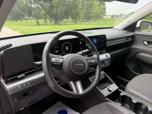 Белый Хендай Кона 2025 в Таураге, объемом двигателя 1.58 л и пробегом 20 тыс. км за 21500 €, фото 12 на AUTOMOTO.COM.LV